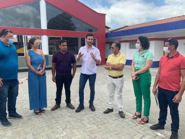 CEI e Escolas Municipais de Maracajá recebem televisores e computadores ...