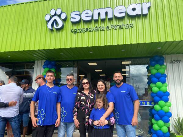 Semear celebra sucesso em reinauguração com festa - Portal C1