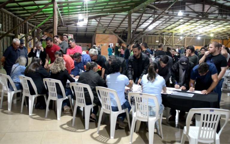 Mais de 50 personalidades de Meleiro terão seus nomes em ruas do ...